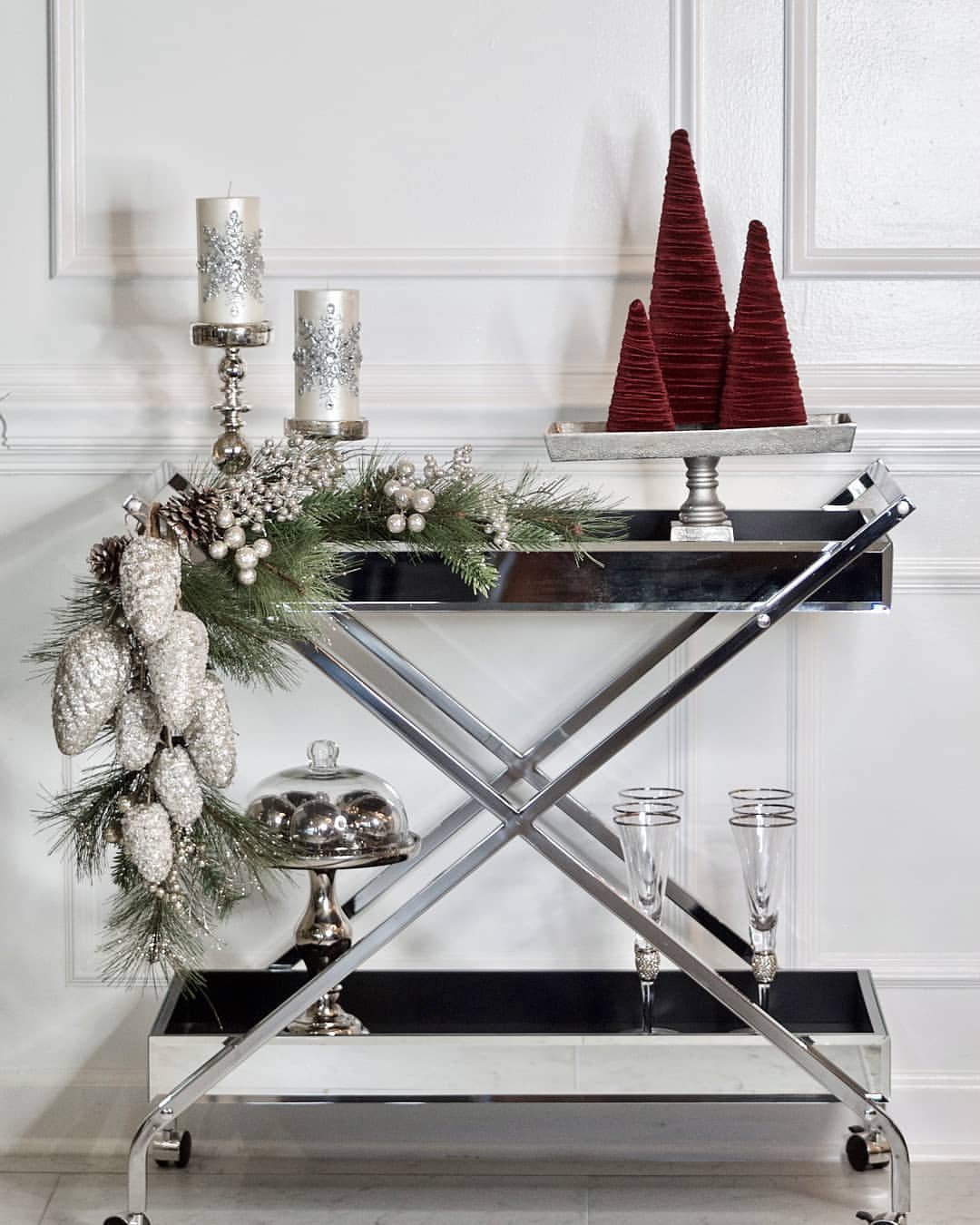 15 Stunning Velvet Christmas Tree Ideas | Time for Creatives