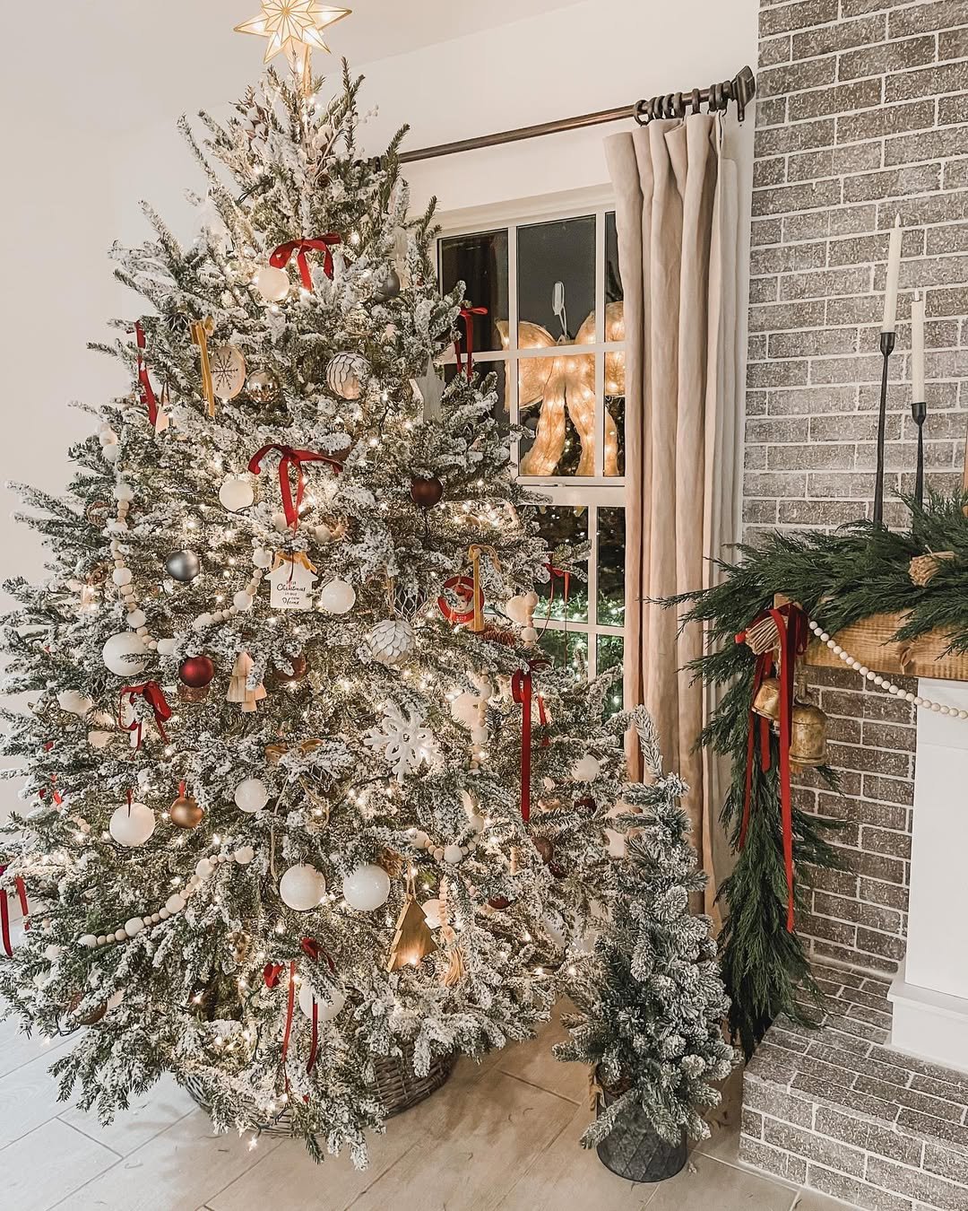 8 Easy Velvet Ribbon Tree Decoration | Time for Creatives